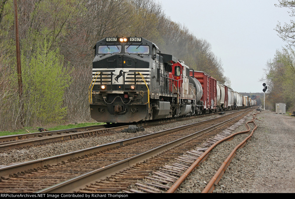 NS 9367 on NS 11V